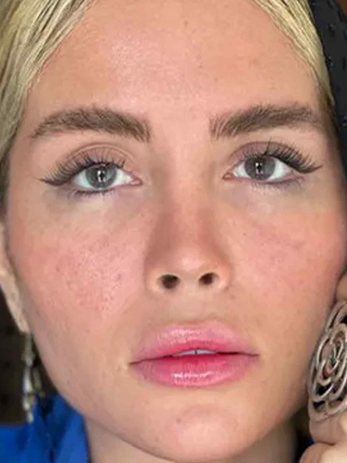 لنز رنگی فصلی شیخ بیوتی آنجل گری